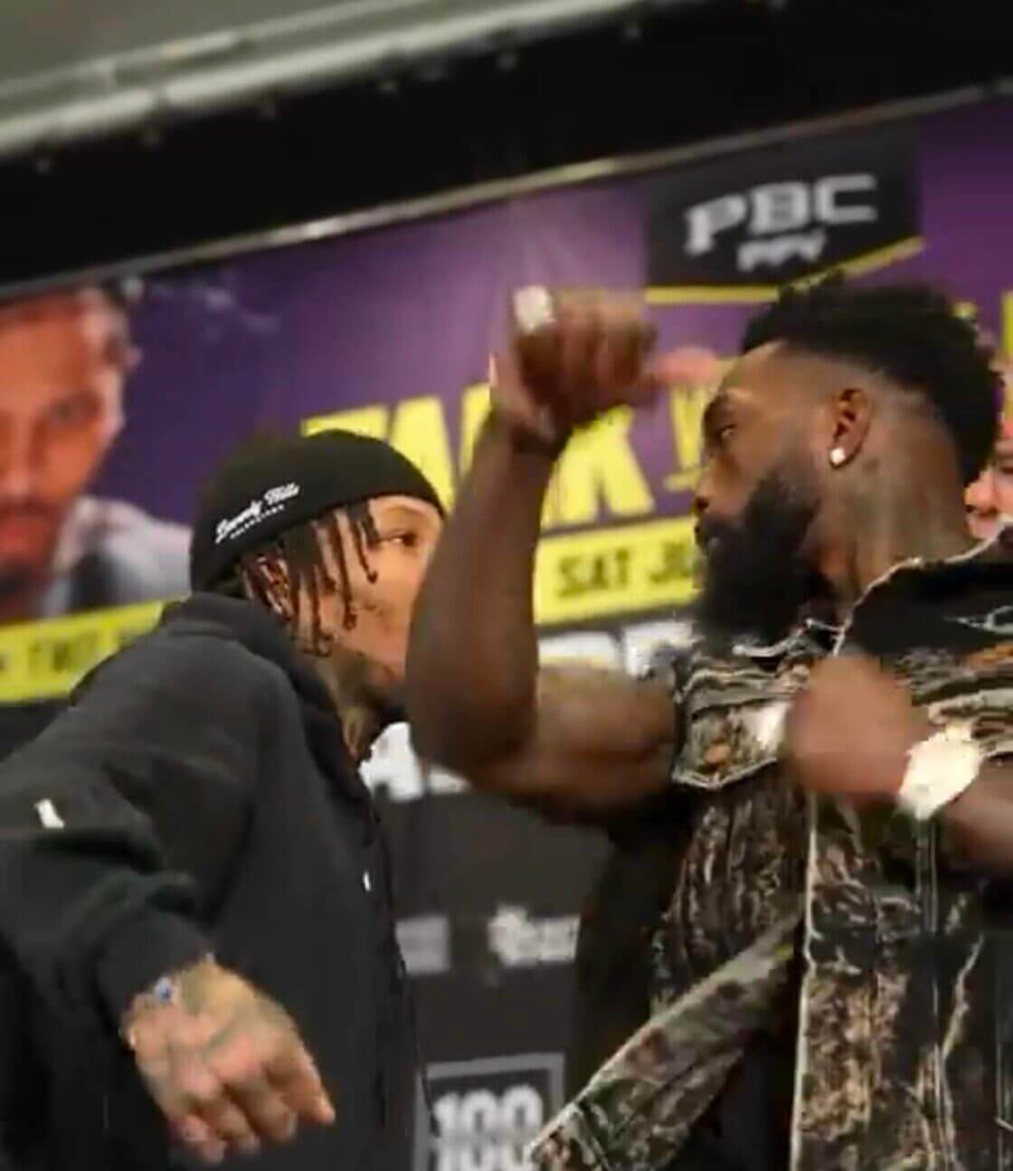 Tank Davis Makes Frank Martin Flinch | Boxing News