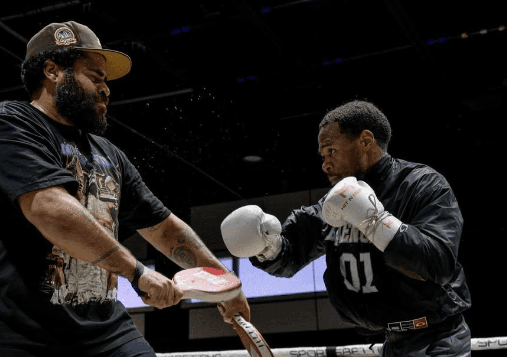 Isaac Cruz Vs. Lamont Roach Jr. Preview | MMA News